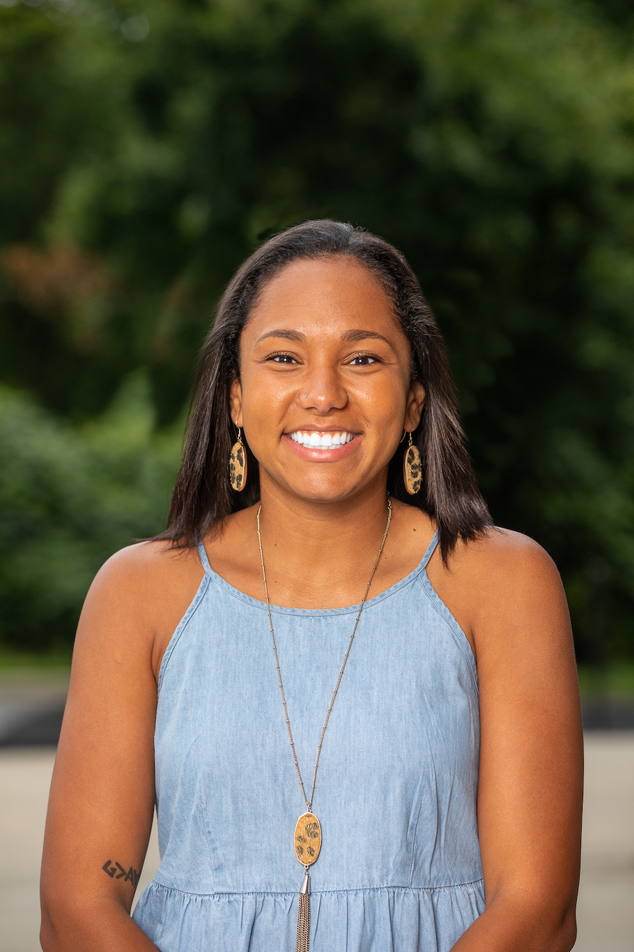 Thriving Under 30 | UWG