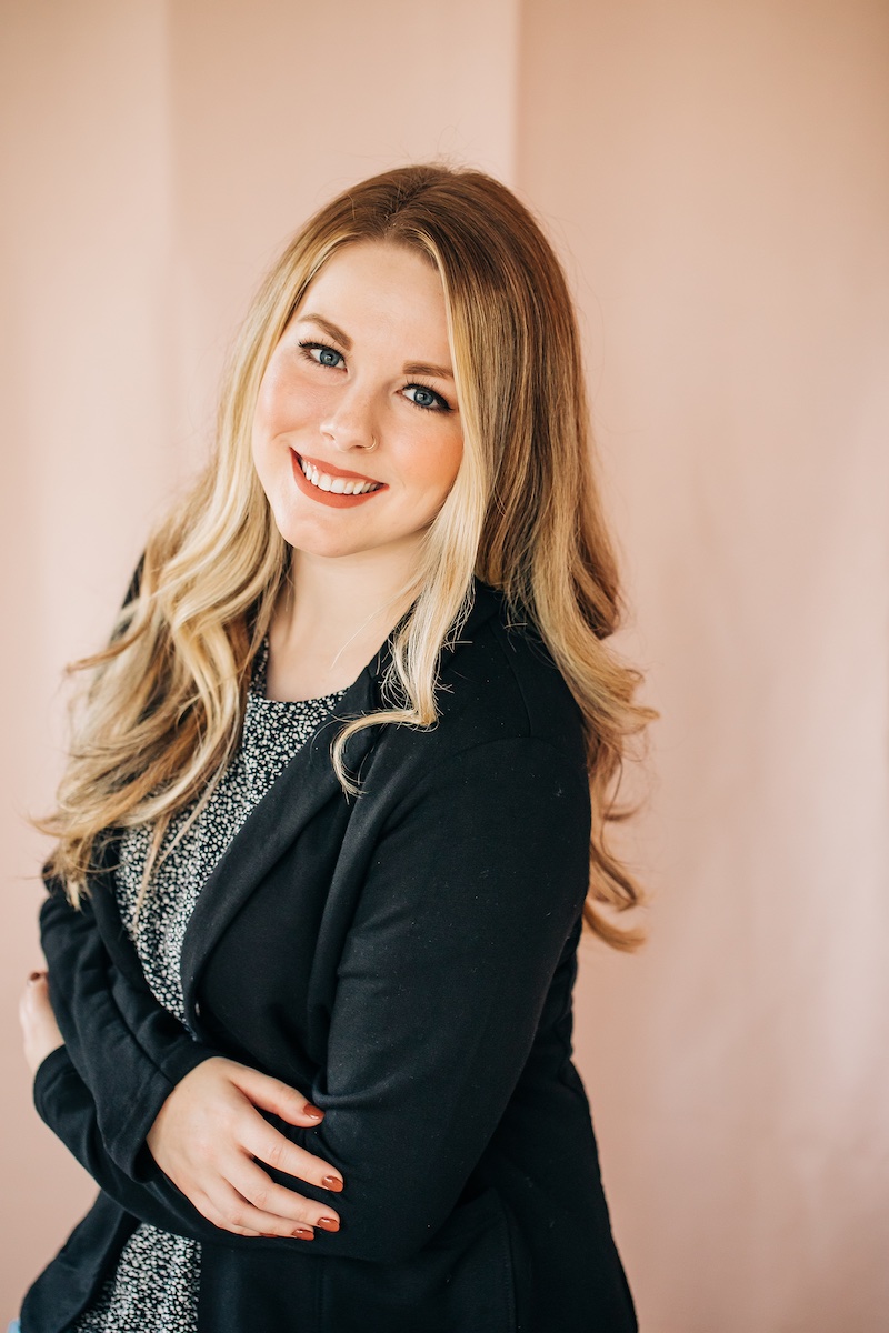 Thriving Under 30 | UWG